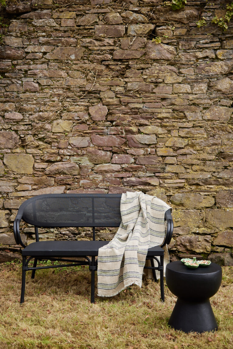 A Guide to Choosing the Right Garden Furniture - Meadows & Byrne
