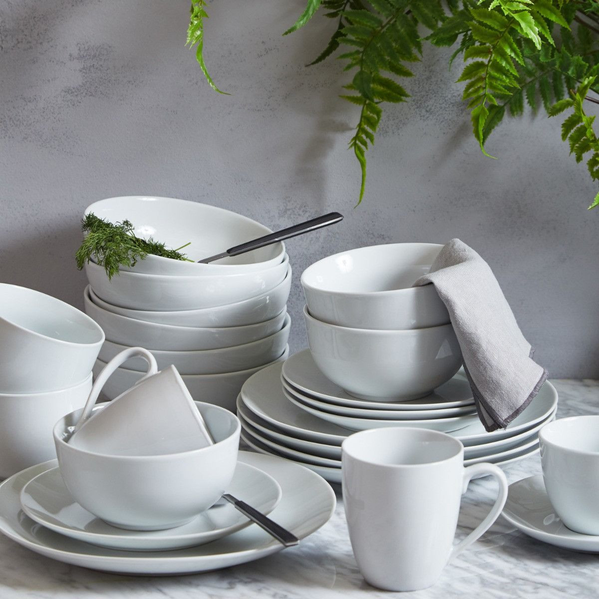 Sue Dinner Collection | Meadows & Byrne